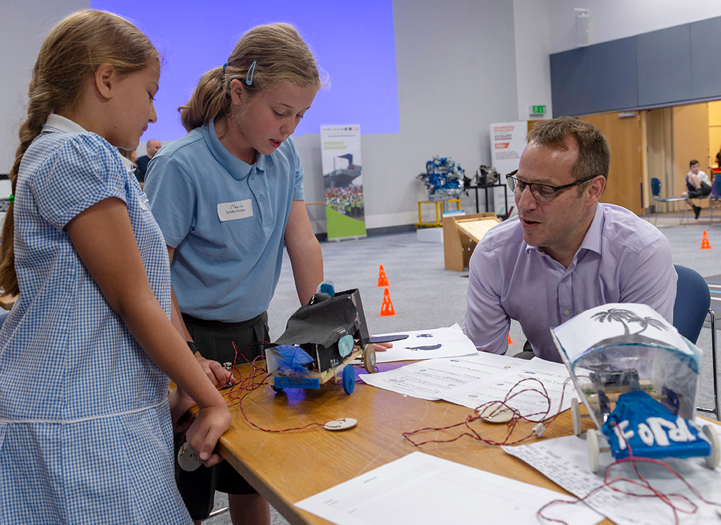 Ford and Primary Engineer Inspire 120 Young Engineers of the Future ...